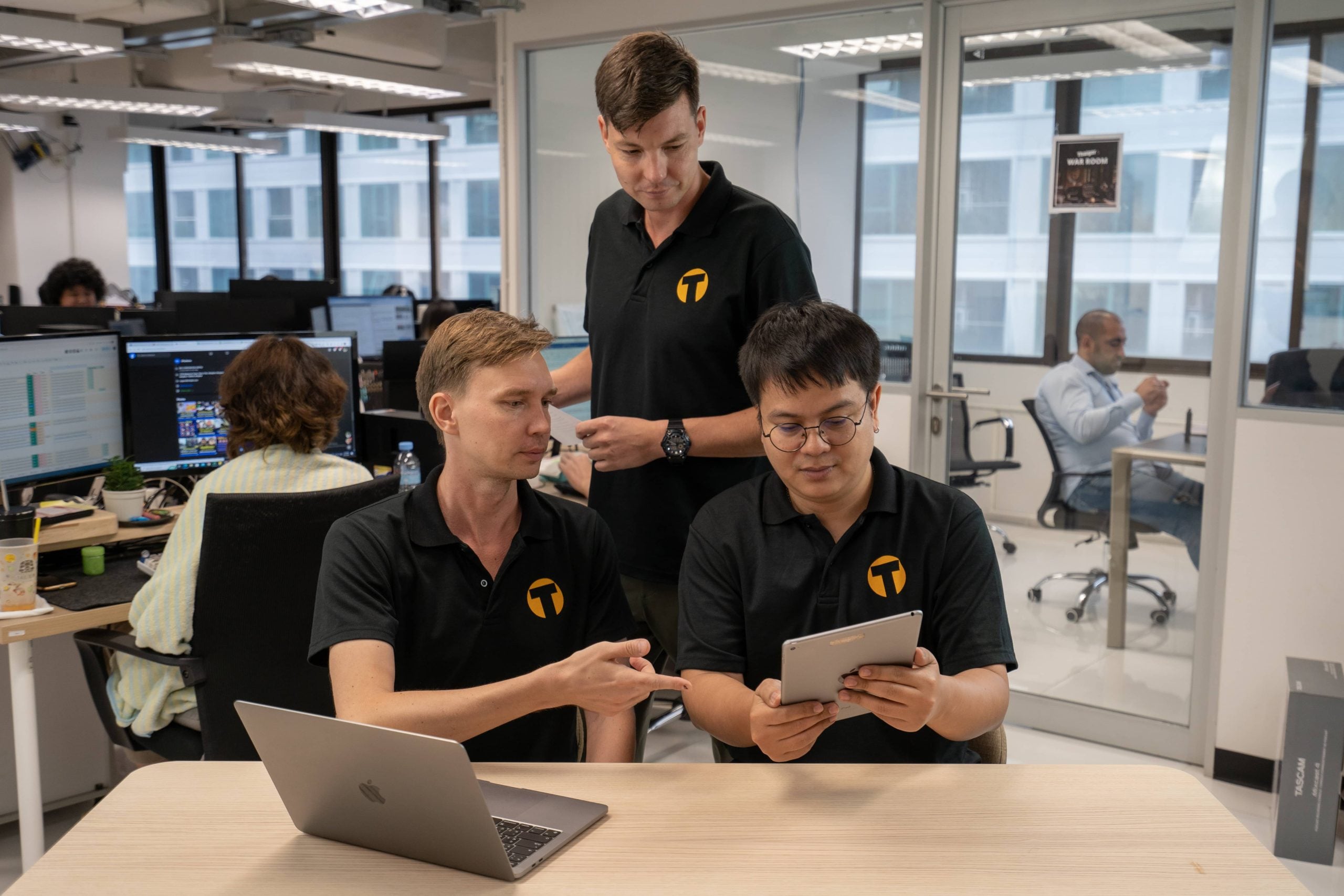 Display Advertising: Improve Business Visibility - Marketing